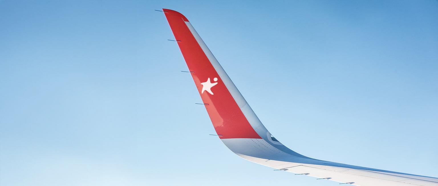 Plane Landing Explained: Steps, Systems, and Secrets - Corendon Blog
